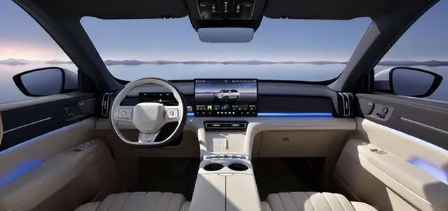 220km续航+7座布局+CDC悬架！这捷途L7 PLUS，配置直接拉满了