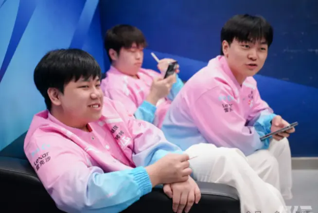 Shadow才是BLG的救星，北川不是！采访秀高情商，直言自己就刷野