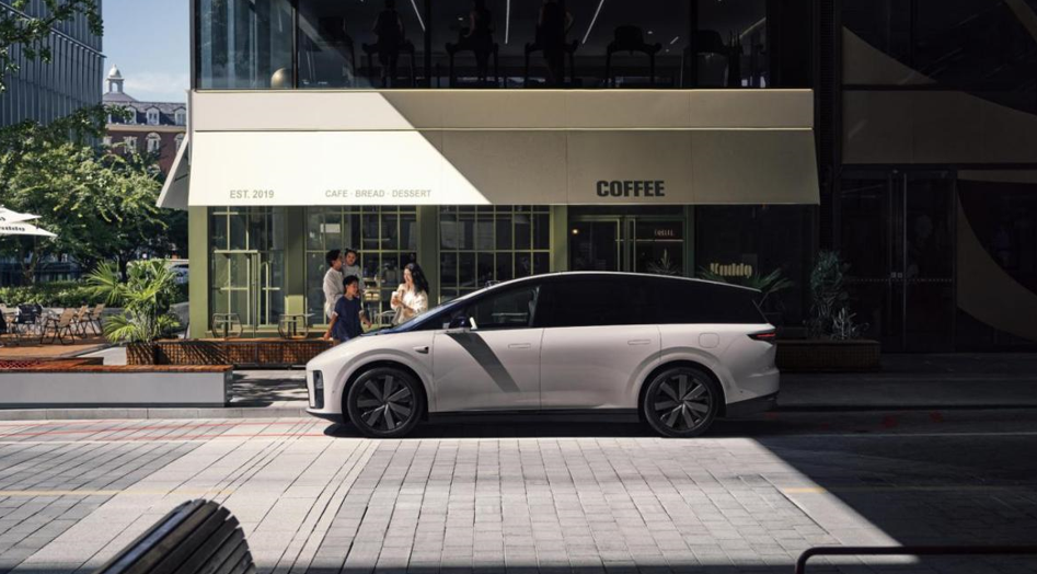 VLA司机大模型赋能，理想纯电i8正式上市