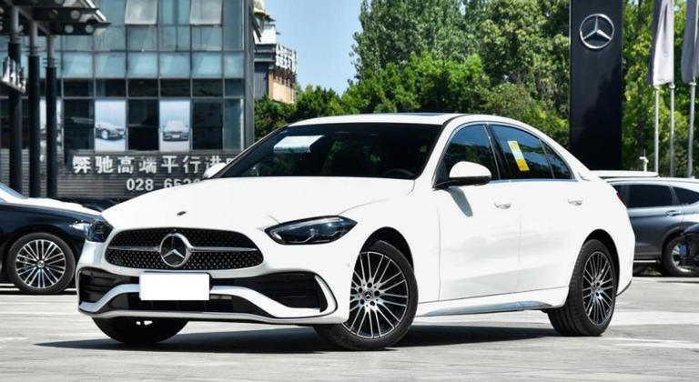 捷豹终于接地气了！新款XFL上市，卖23.98万起，还买34C？