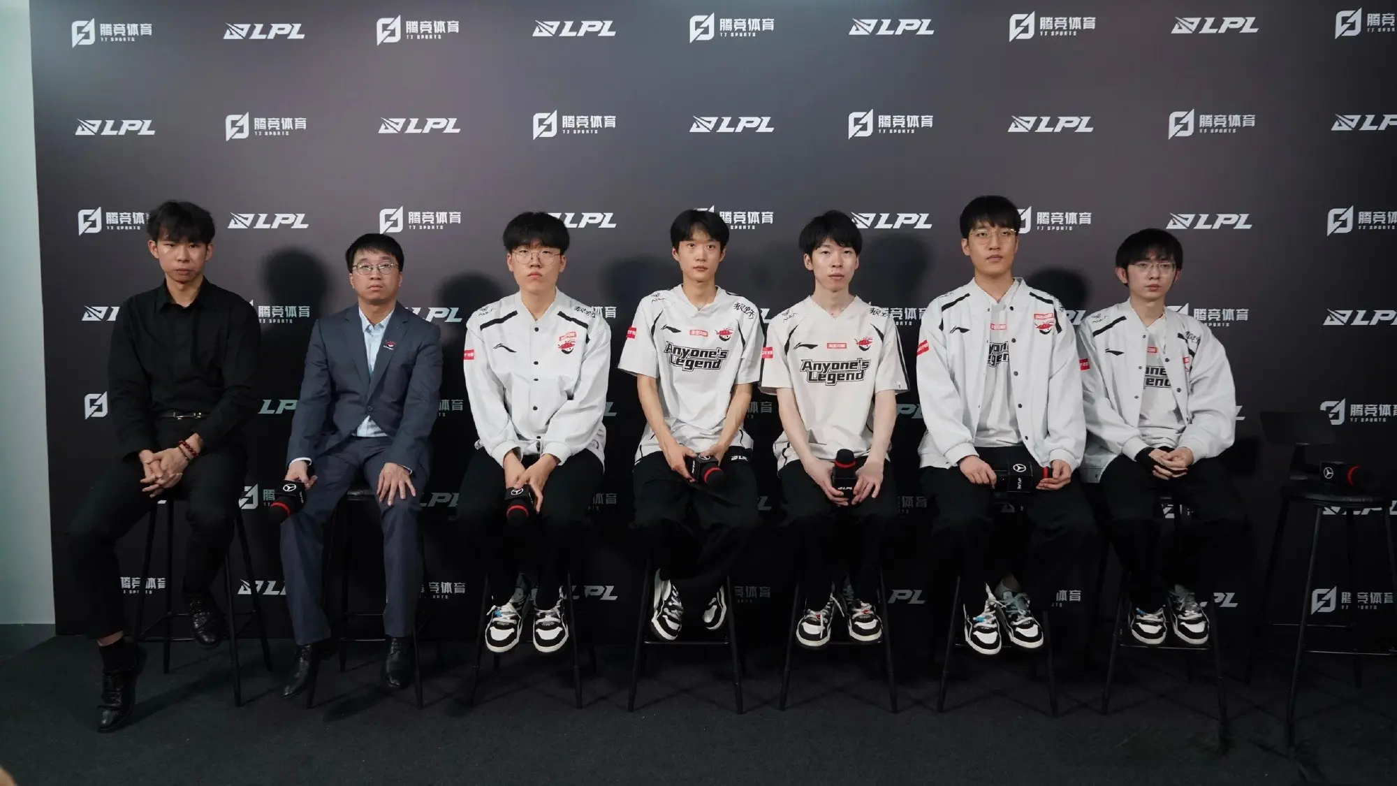 AL又输了！状态低迷，惨遭IG横扫！粉丝怒斥Tabe：毁了队员的信任