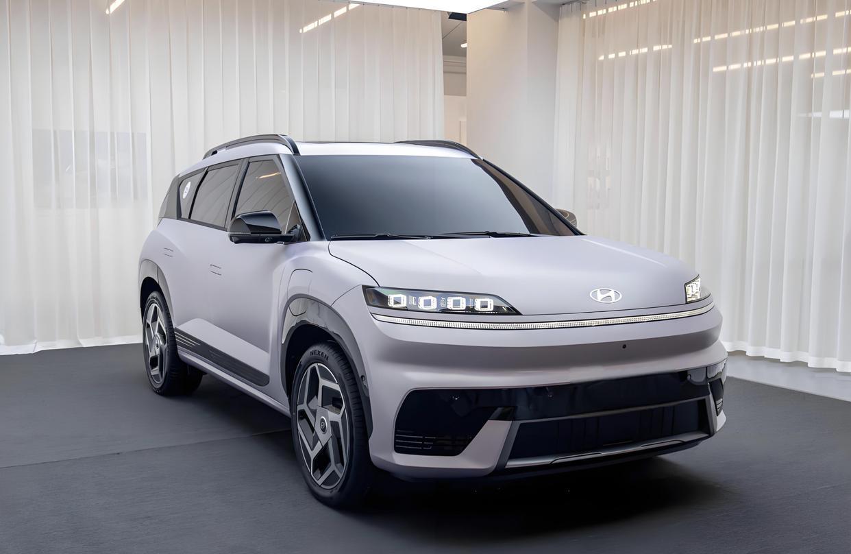 韩系新能源SUV，古典方盒子设计，搭载160kw电机，最大续航722km