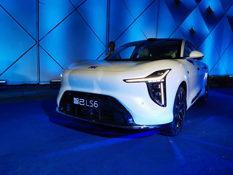新一代智己LS6增程版：预售价亲民，纯电续航450km引关注