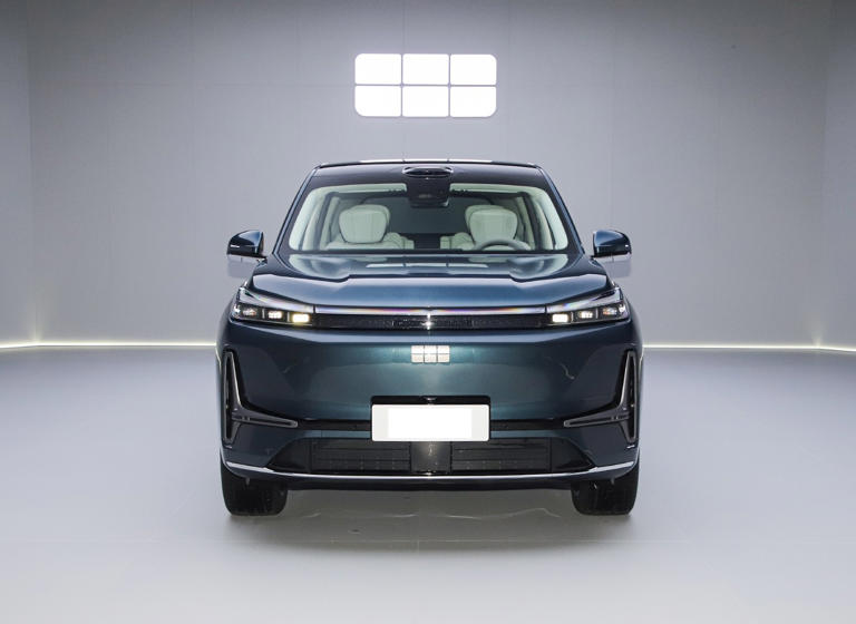 吉利版“理想L9”亮相，或不足25万，轴距超3米续航1500Km