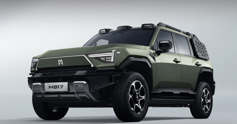 鸿蒙座舱5、华为乾崑ADS 4齐上车：猛士M817 31.99万起正式上市