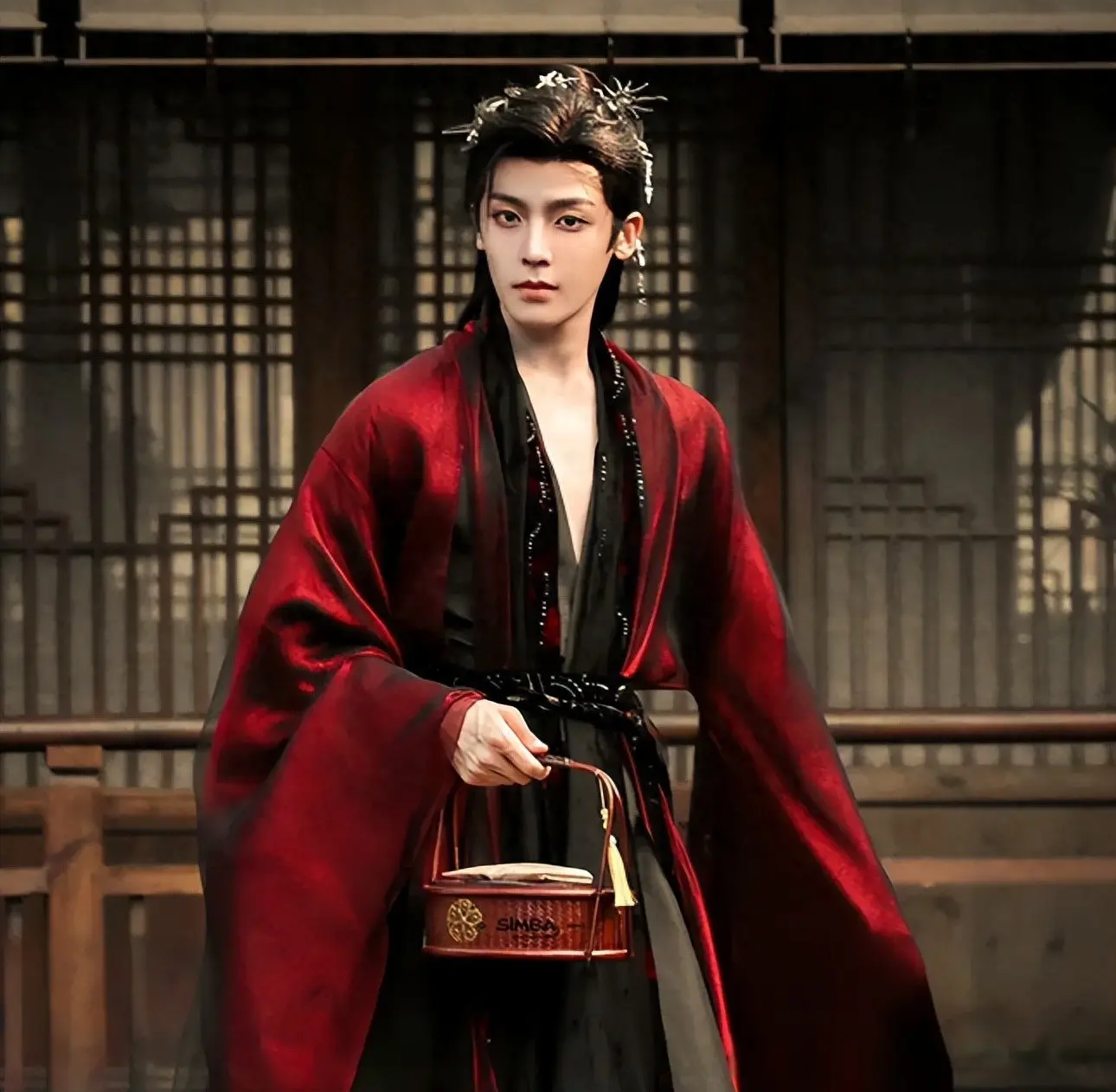 优酷又出王炸？《入青云》空降，侯明昊卢昱晓太吸睛！