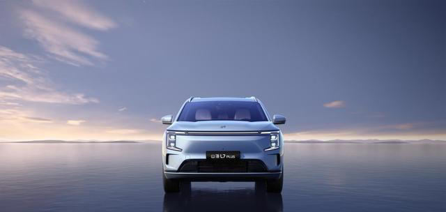 捷途山海L7 PLUS预售限时12.99万起 传统车企能否玩转“新三大件”