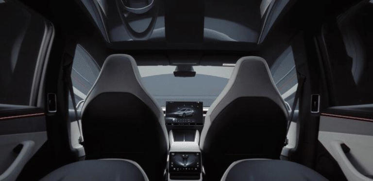 特斯拉Model Y L六人座版本首发，增加第三排座椅，续航751公里