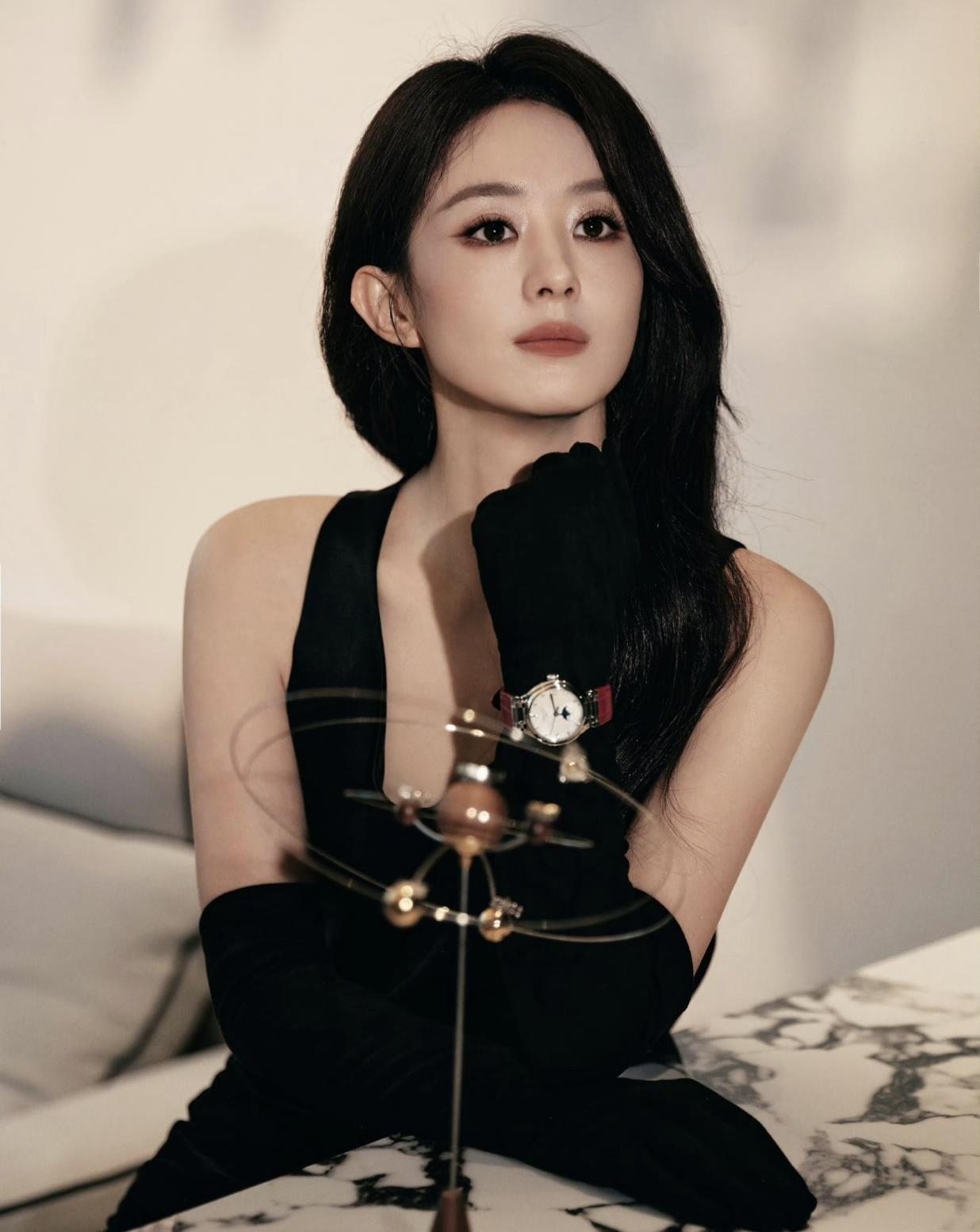 赵丽颖的“变形记”：TinaZ的魔法棒又挥起来了！