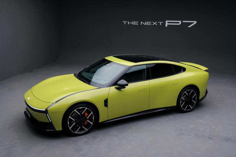 820km续航+3.7秒破百，全新小鹏P7来了，能复刻初代辉煌吗？