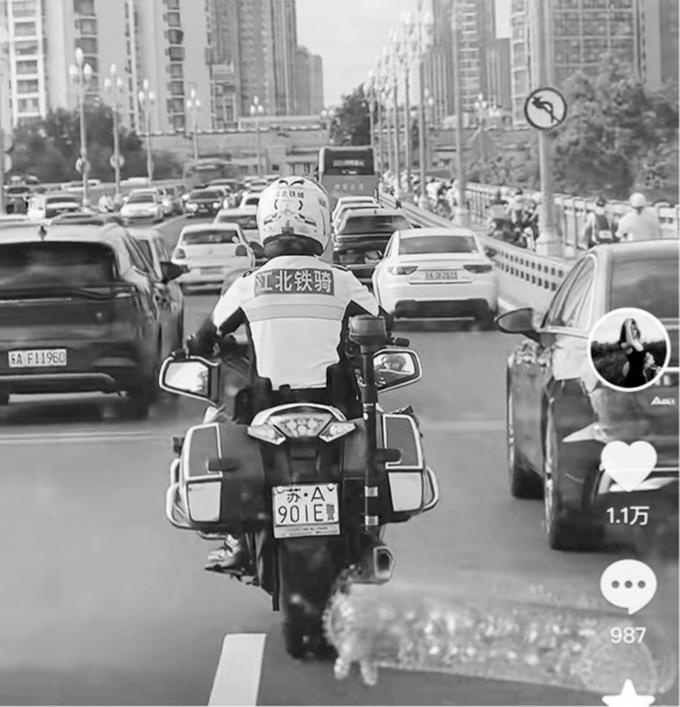 南京铁骑护送患者就医 竟意外给家属带来“泼天流量”