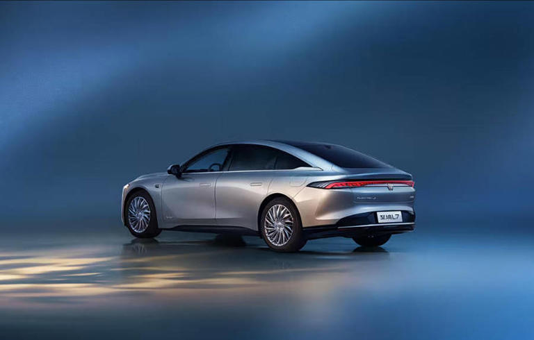 别克至境L7内饰大揭秘：双屏+实体键，高通8775芯片加持