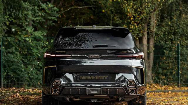 改装XM外观硬朗霸气，配“黄金”轮毂，搭载4.4T+V8引擎爆900马力