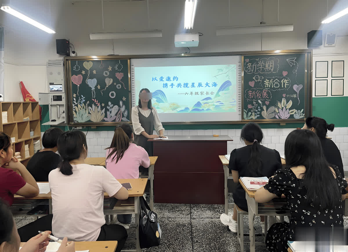 父母注意！无论家境如何，这4方面别对娃抠，否则易自卑一生