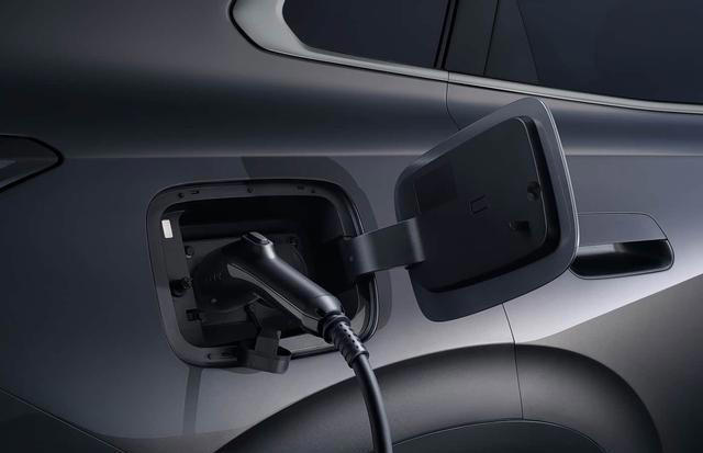 东风风神L8预售：家用插混SUV，纯电续航112km和185km