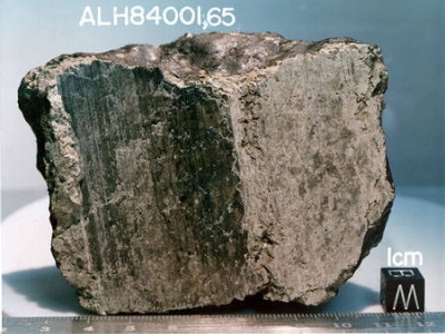 珍稀火星陨石ALH84001：无价之宝，科研重器
