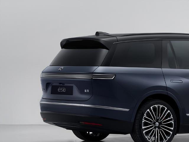全新蔚来ES8定档8月21日，三激光雷达+900V平台，9月上市交付