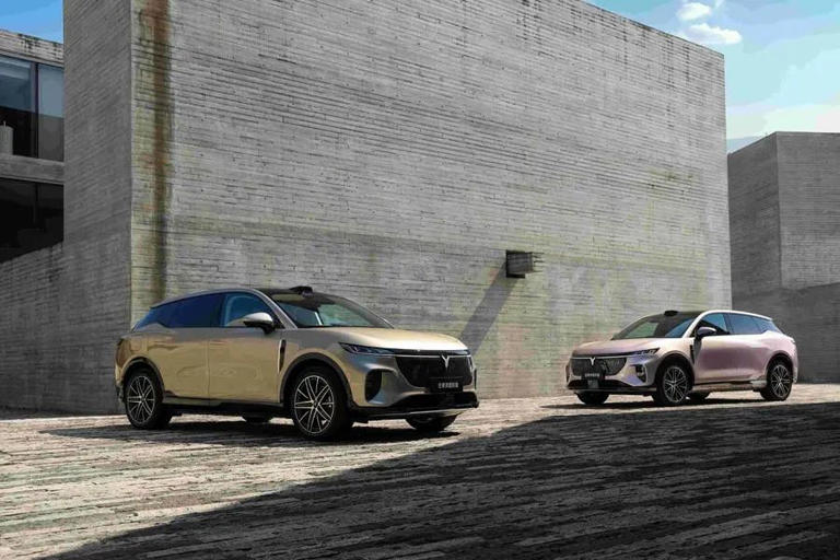 华为系大五座SUV 650km续航 乾崑ADS4+鸿蒙座舱5