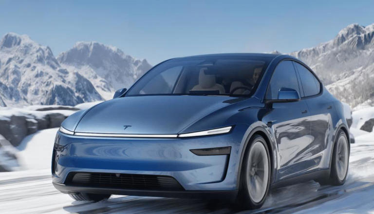 价格几乎一样！理想i8对上特斯拉Model YL，谁才是“纯电六座SUV之王”？