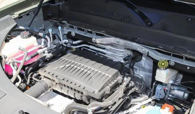 150km纯电续航+55升油箱，带坦克掉头的风云X3L，不到8万能买？