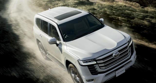 丰田妥协了？全新兰德酷路泽上市，3.5T+四驱+10AT，海外仅25.5万