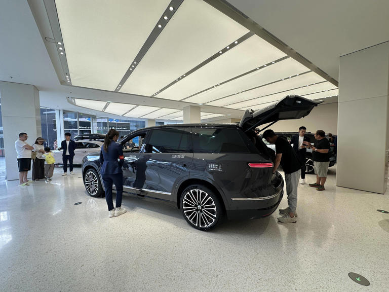 差价10万！值不值得从乐道L90升级成蔚来ES8？