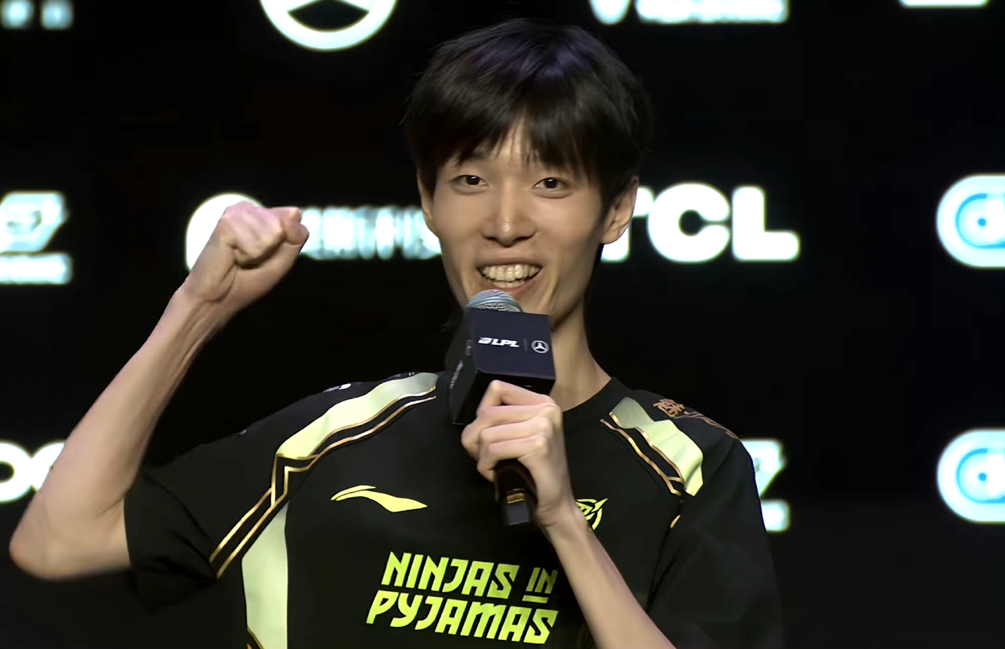 Doinb振臂高呼图火了！冠军打野“身败名裂”，IG和BLG双双洗白