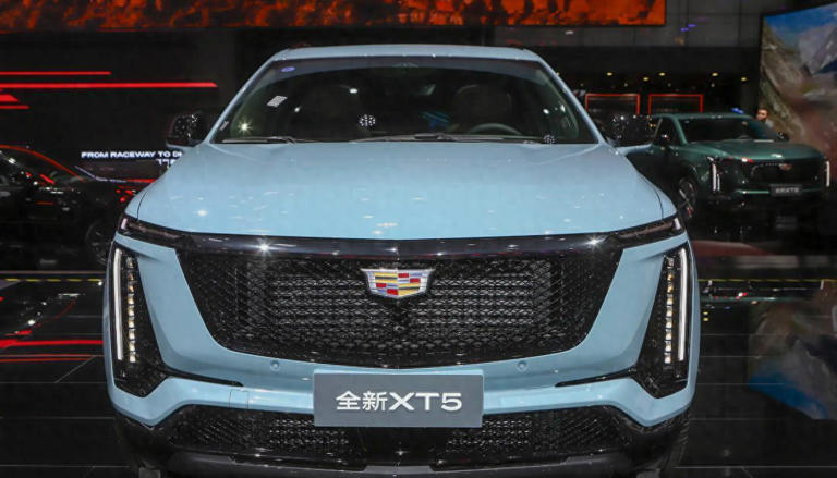 成都车展：限时22.99万元，凯迪拉克XT5大都会型上市
