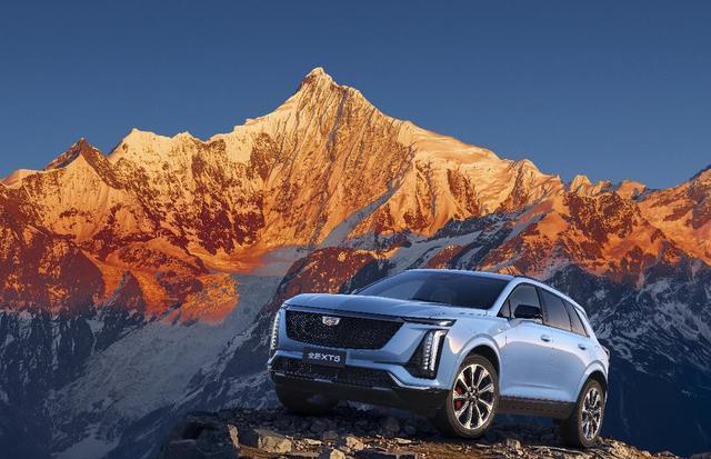 凯迪拉克全新 XT5 周年献礼：赛里木蓝22.99 万起畅享全路况豪华