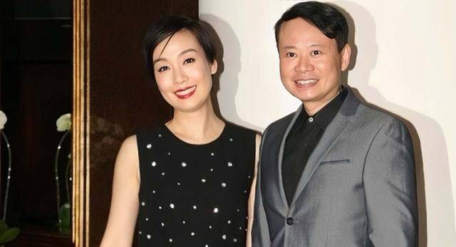恭喜！57岁香港知名富商即将再婚，和TVB视后隐婚十年后离婚