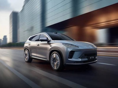 星途ET5成都车展首发，以智能科技引领20万级家用SUV新潮流