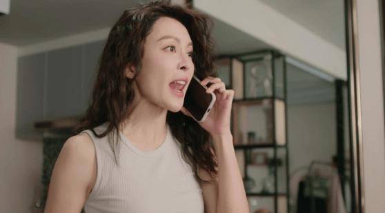 TVB花旦分手后新剧首播！演浮夸剩女获赞有新鲜感！表情动作180 度大转变