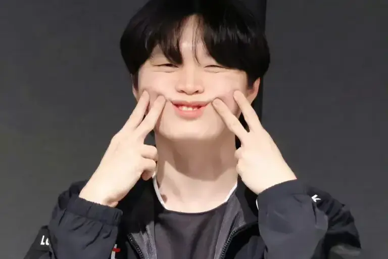 LCK解说评选LCK最佳阵容，Cryin：LPL上野中下基本确定，辅助很难