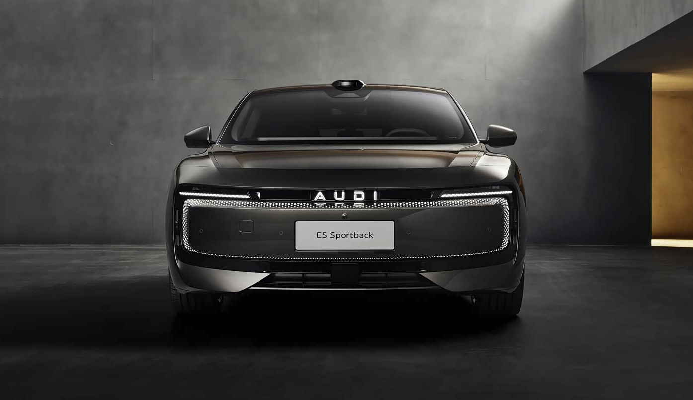 解读一台有争议的奥迪汽车：AUDI E5 Sportback比小米SU7如何？