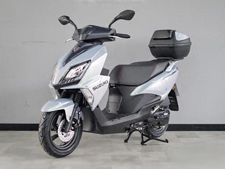 2025款铃木UY125上市，配置升级售价上涨