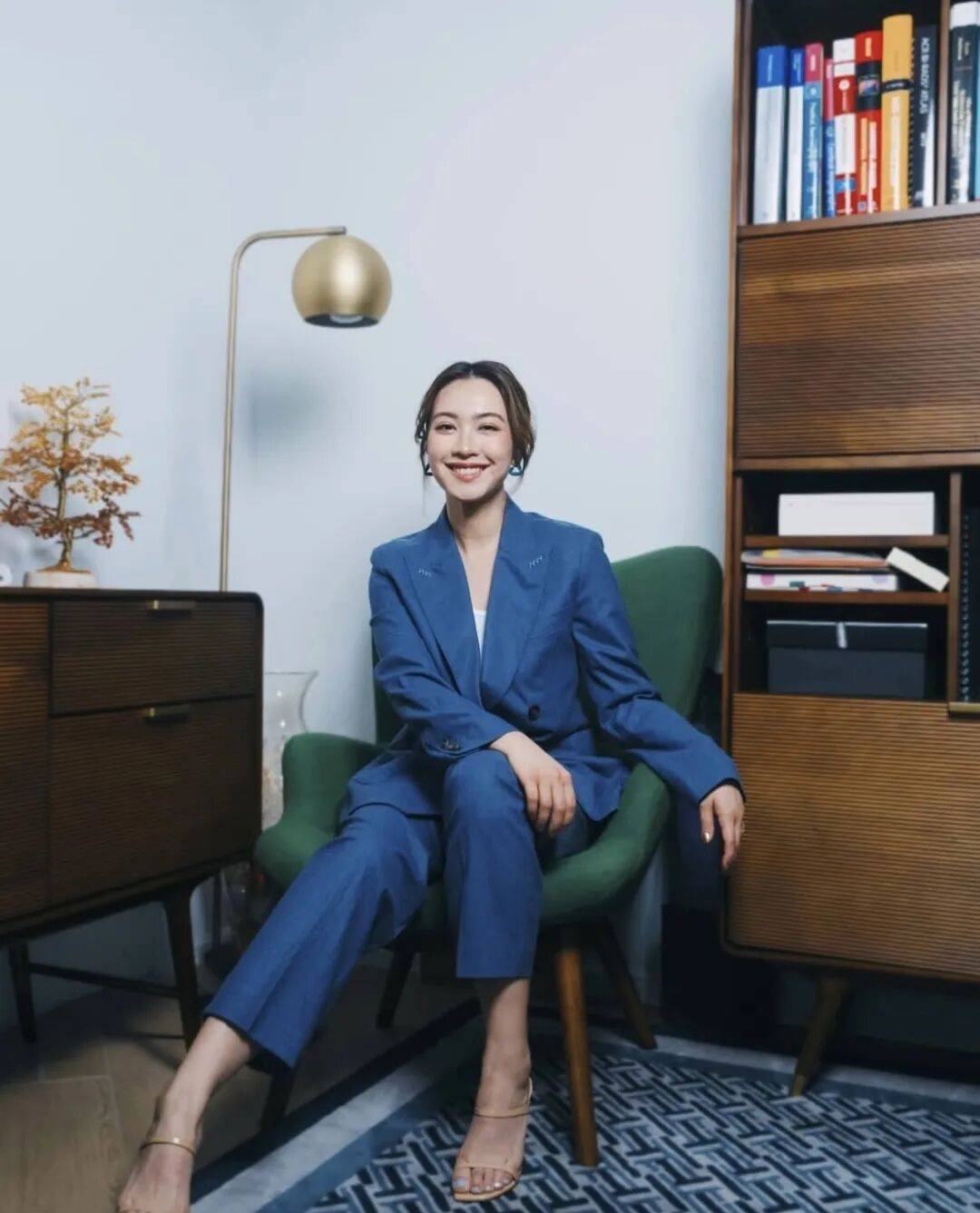 TVB前港姐首次回应二胎传闻！去年升级做妈妈，已与大台签新合约