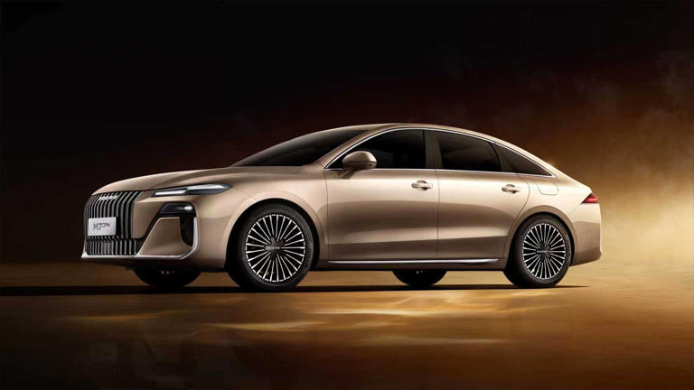 荣威M7 DMH预售9.78万起，9月17日正式上市，综合续航高达2050km