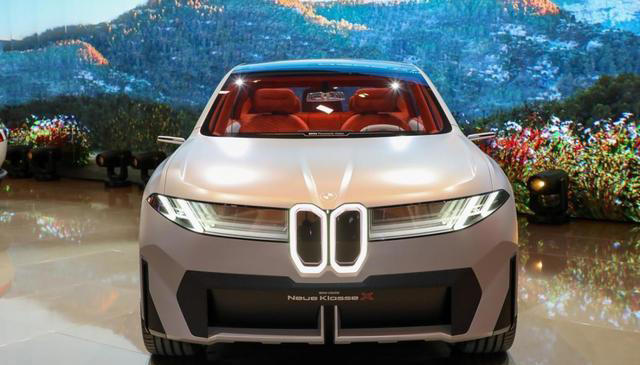 宝马全新重磅SUV亮相，续航超900km，外观和大家想象的很不一样