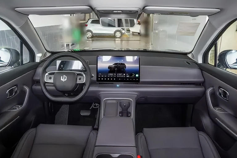 外观大气+800V高压平台，2026款零跑C10表现如何？