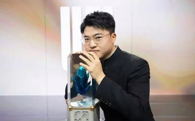 LOL：Ruler首次回应自己退役！世界赛冠军打野回应加盟BLG