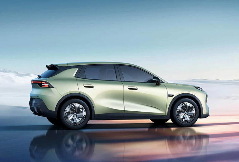 长安启源双车首秀：A06内饰惊艳 全新Q05小型SUV 11月有望上市