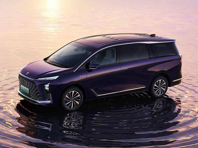 全新GL8陆尊PHEV上市，33.99万起，配5C超充、纯电续航更长