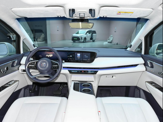 5C超充+1450km续航！全新别克GL8陆尊选哪款更合适？