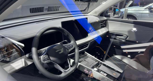 2025成都车展探馆丨家族全新旗舰SUV 全新捷达VS8抢先看