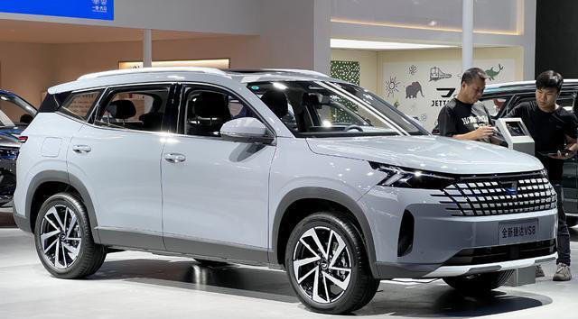 2025成都车展探馆丨家族全新旗舰SUV 全新捷达VS8抢先看