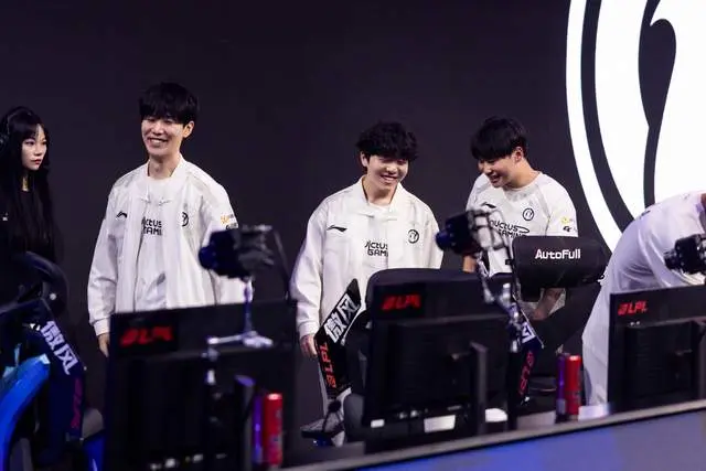 LPL季后赛：揭幕战BLG大战JDG，IG或零封对手EDG