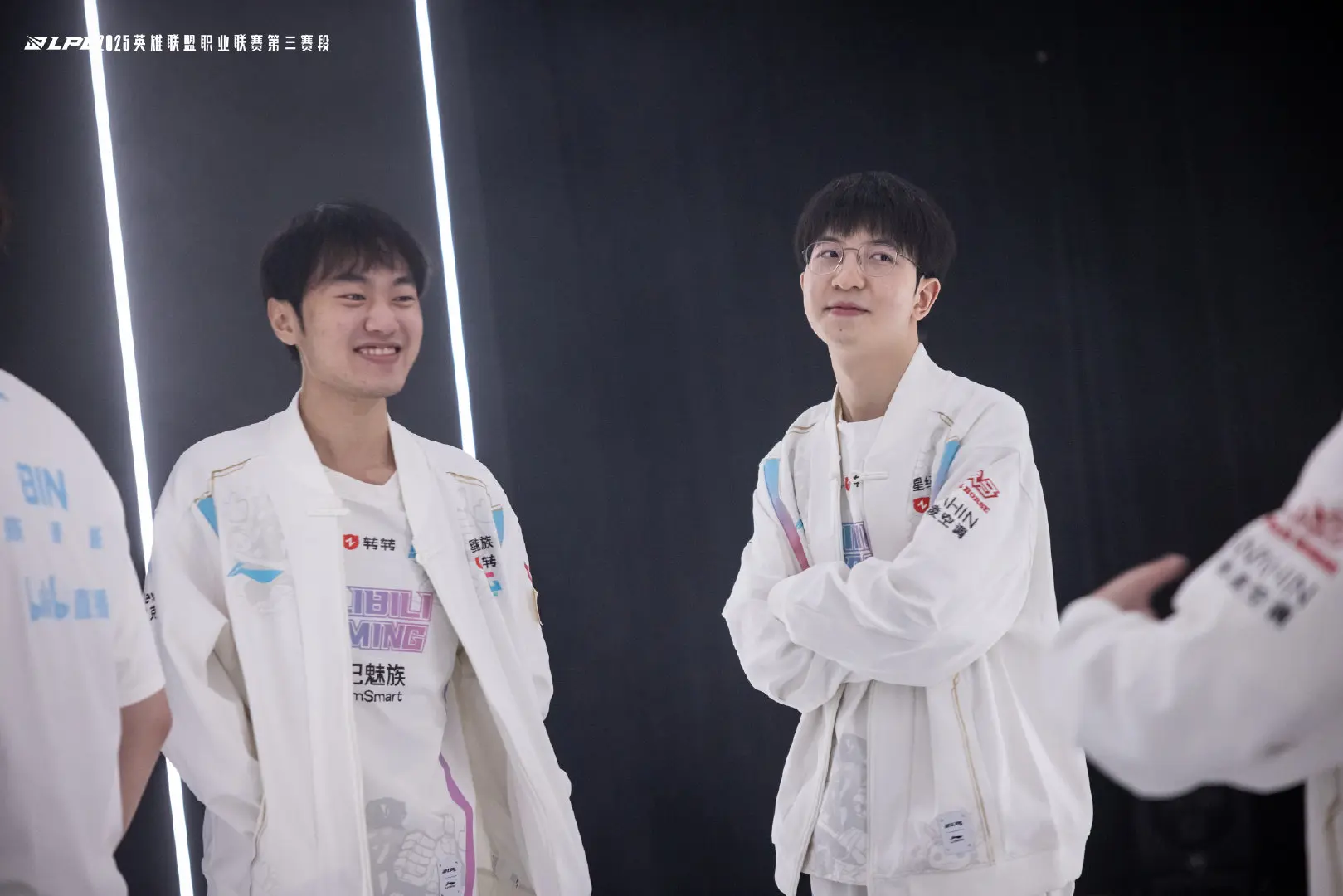 基本锁定冒泡赛？IG横扫EDG晋级下一轮，BLG将再次正面迎战！