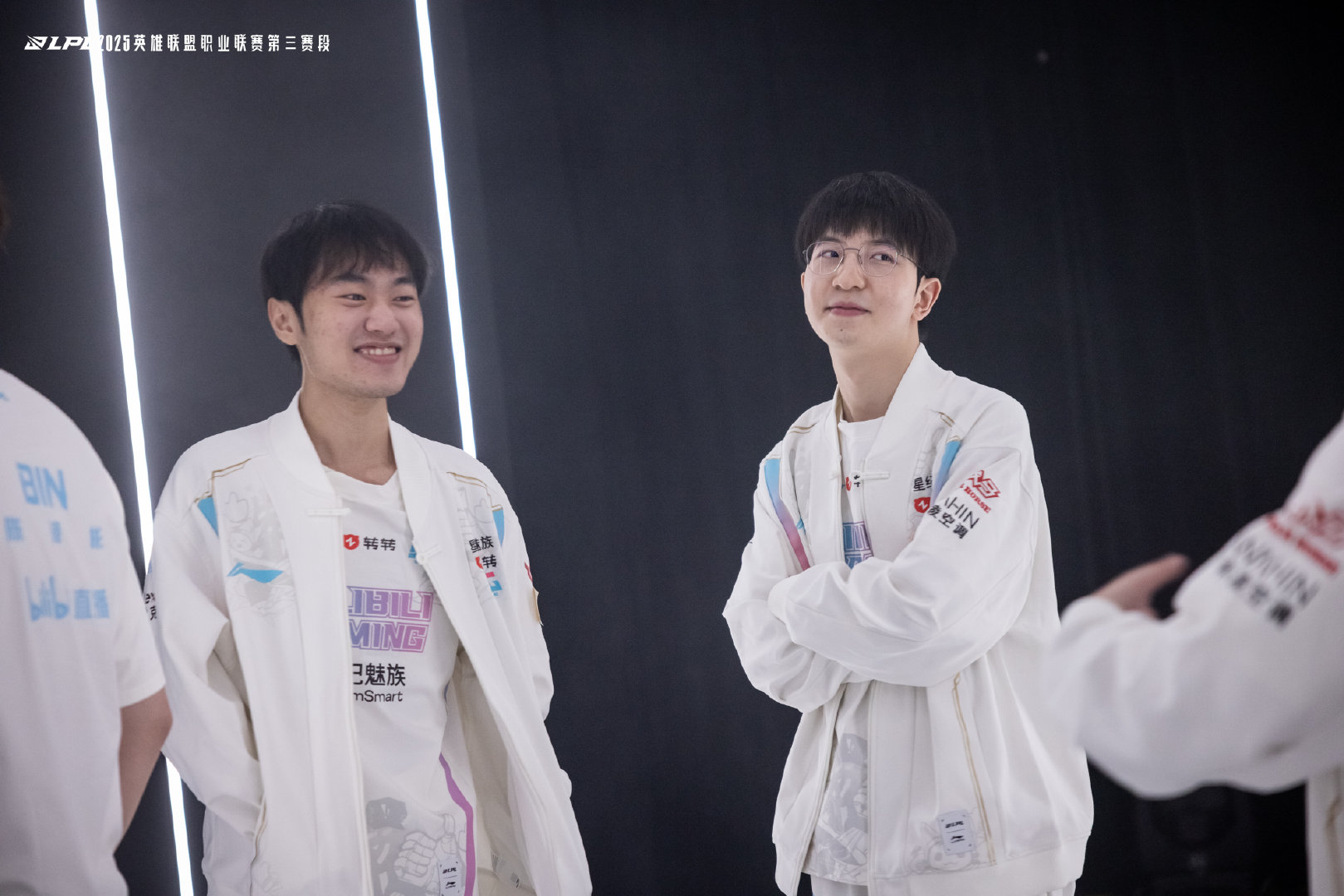 基本锁定冒泡赛？IG横扫EDG晋级，BLG将再次正面迎战！