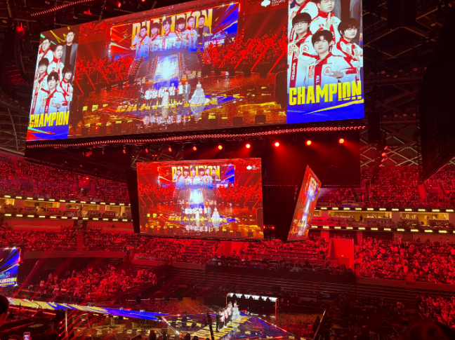 六连冠！成都AG超玩会夺得2025KPL夏季赛冠军