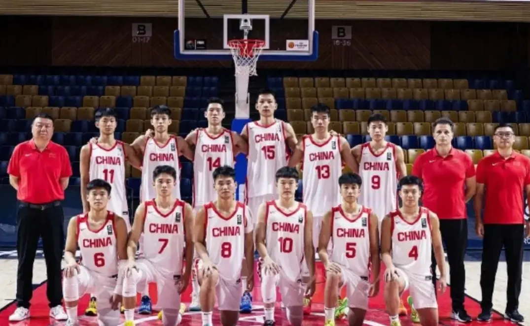 下半场崩盘！中国U16男篮屈居亚军，依旧值得称赞！